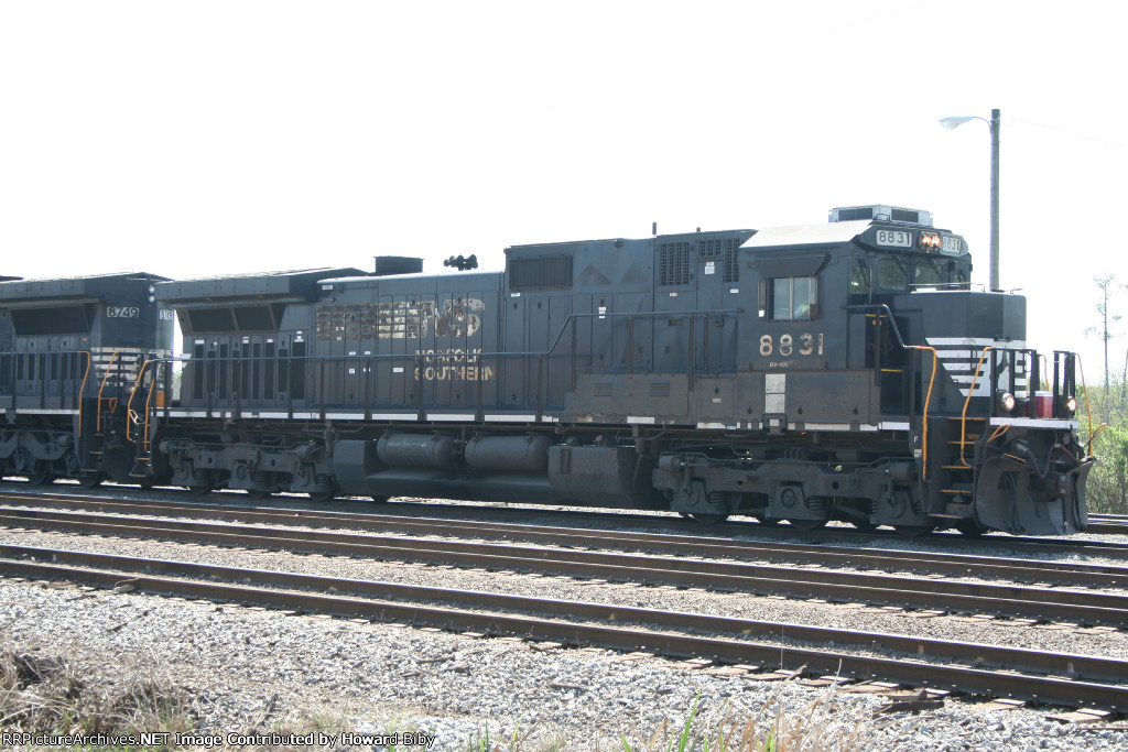 NS 8831